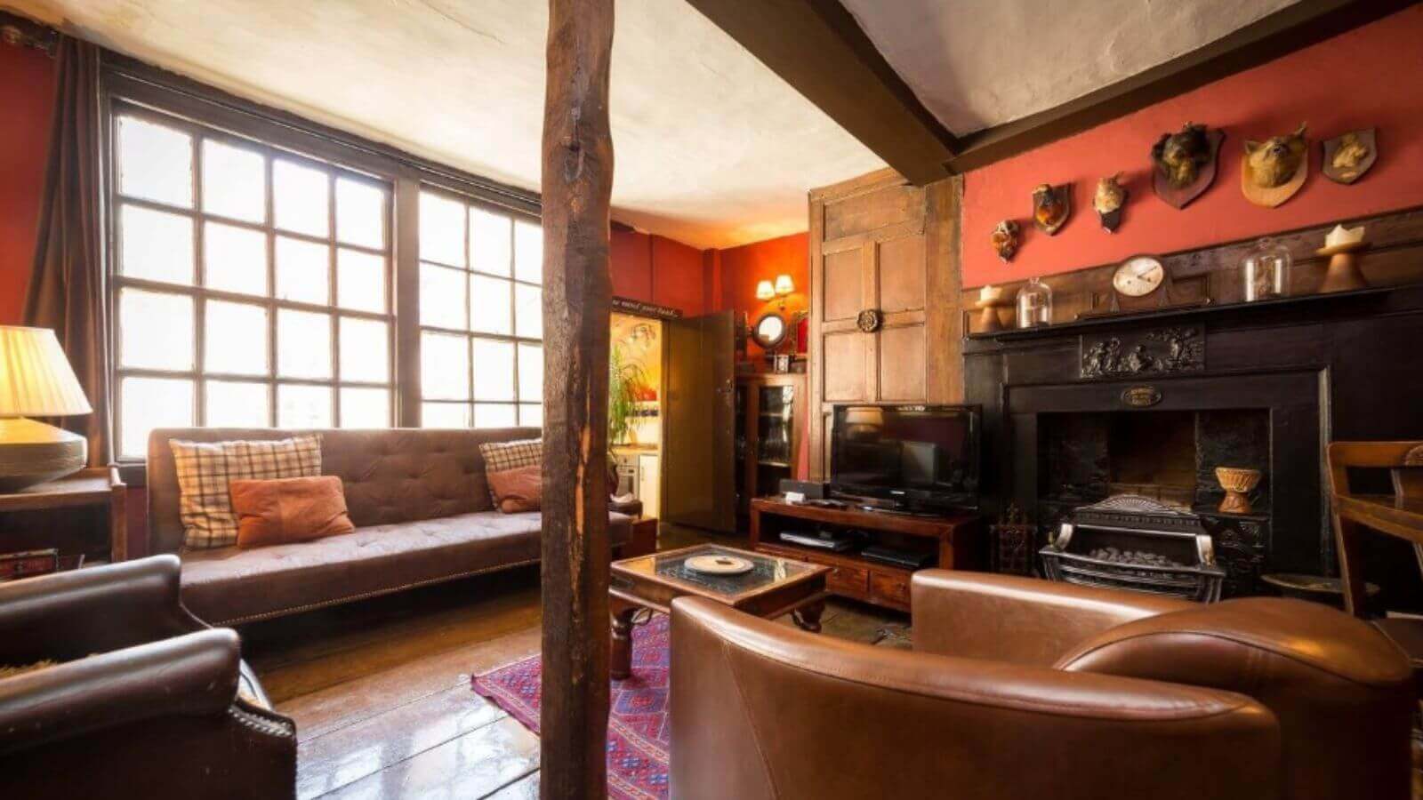 Thrill Seekers Beware: 18 Most Haunted Airbnbs in the World.